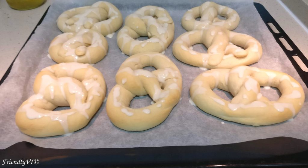 Perec - Hungarian pretzels - Thyme consuming