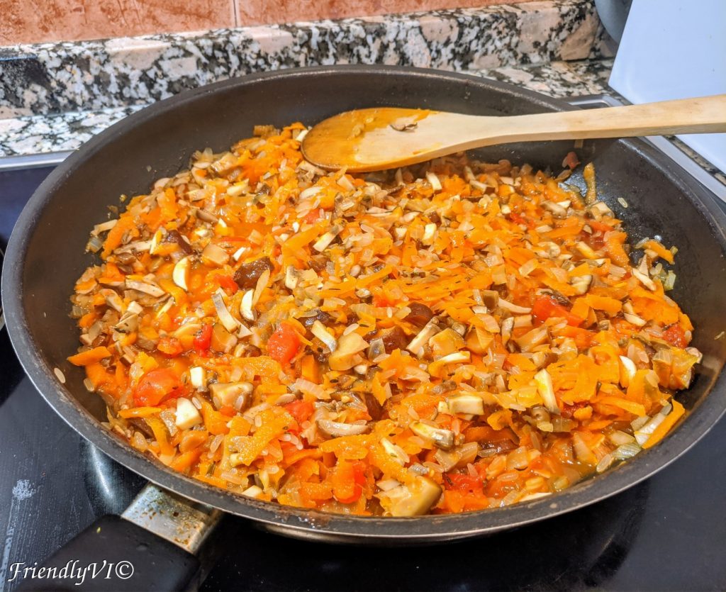 Vegan sarmale - Romanian dish - Thyme consuming